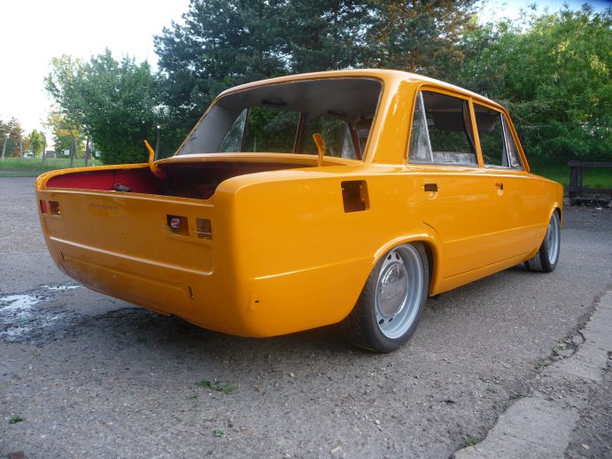 Lada Gallery - Retroford